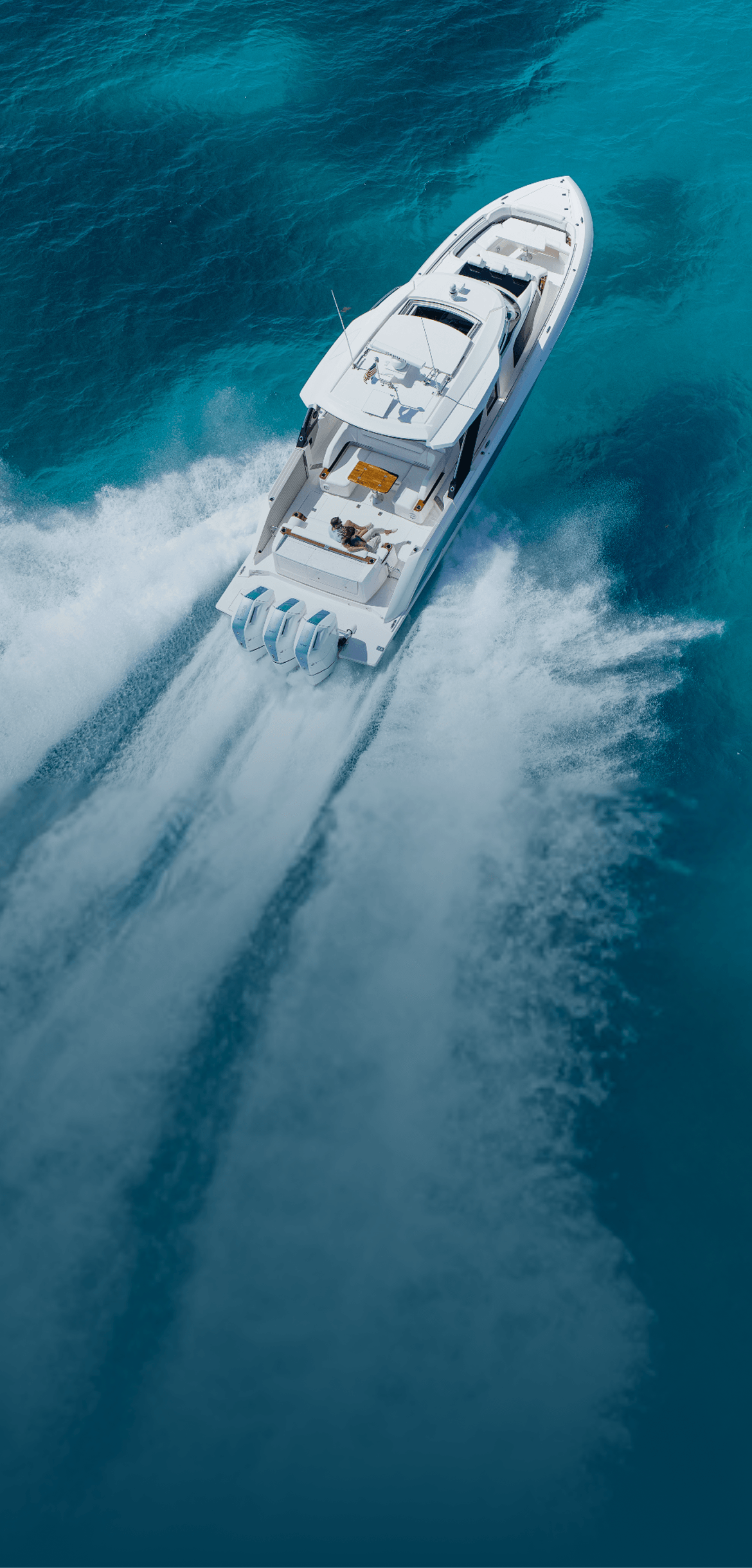 35 LS | Tiara Yachts | American Made Luxury Yachts